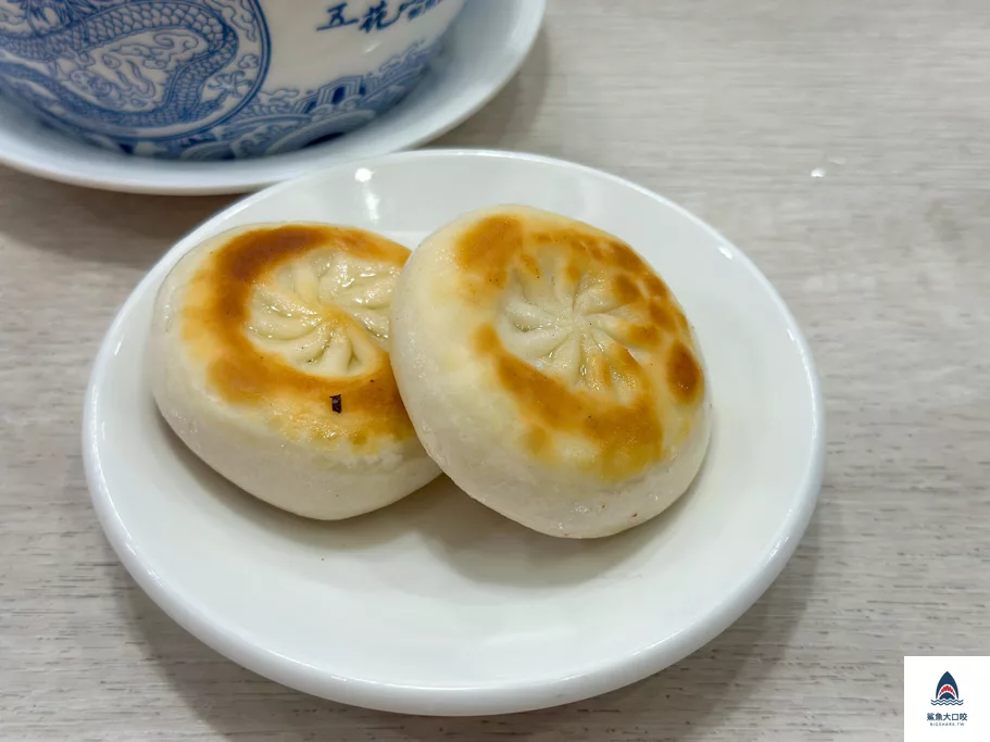 【大雅美食】五花馬水餃館，免費小米粥吃到飽，大雅麵食推薦（菜單） @鯊魚大口咬